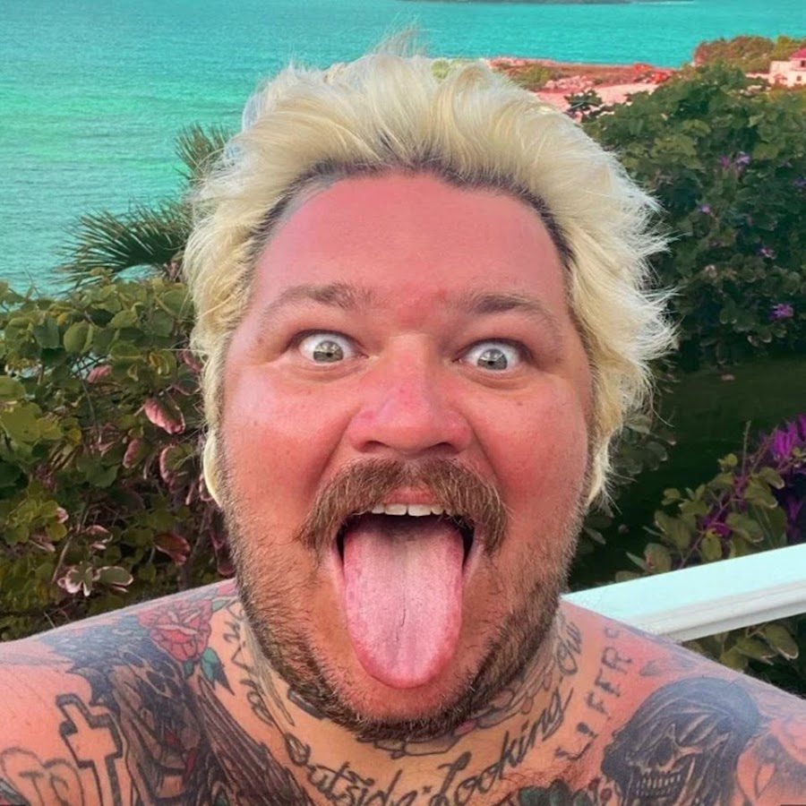 Matty Matheson Wiki: Age, Bio, Wife, Salary, Gay, Net Worth, Tattoos ... Matty Matheson Wiki: Age, Bio, Wife, Salary, Gay, Net Worth, Tattoos ...